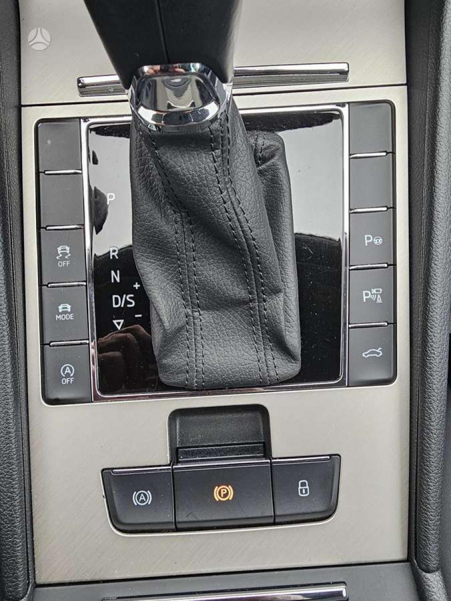 Grey Skoda SuperB 2023 in Vilnius, with an engine capacity of 1.97 L and mileage of 160 thousand km for 22500 €, photo 19 on AUTOMOTO.COM.LV