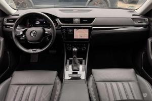 Grey Skoda SuperB 2023 in Vilnius, with an engine capacity of 1.40 L and mileage of 88 thousand km for 23750 €, photo 15 on AUTOMOTO.COM.LV