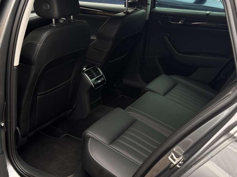 Grey Skoda SuperB 2023 in Vilnius, with an engine capacity of 1.40 L and mileage of 88 thousand km for 23750 €, photo 16 on AUTOMOTO.COM.LV