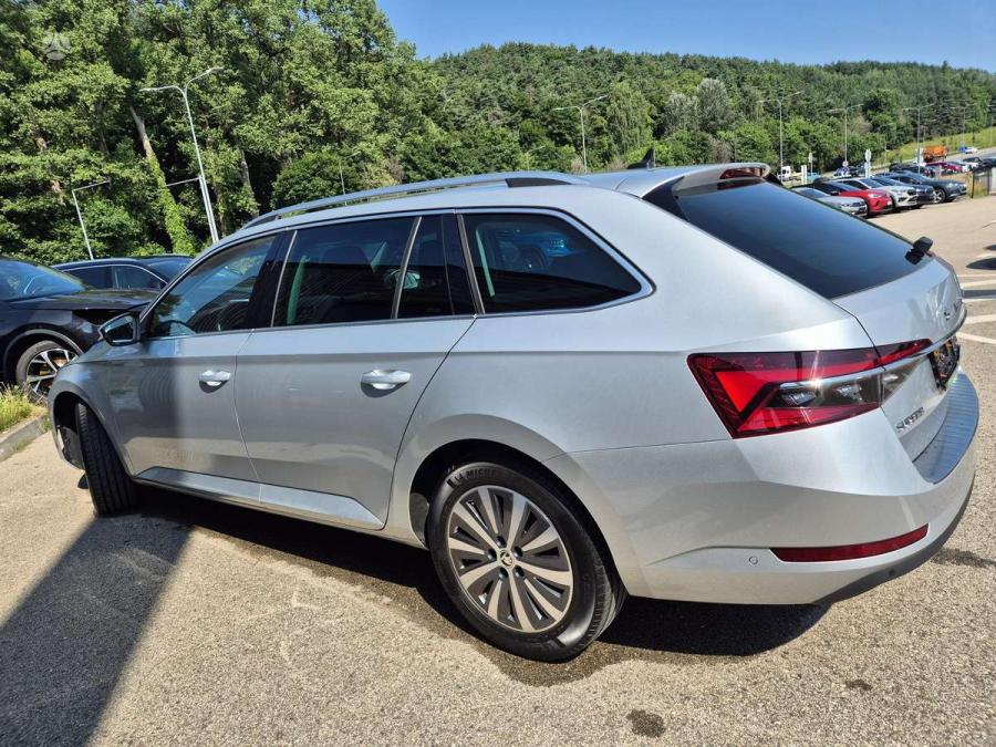 Pelēks Skoda SuperB 2023 Viļņa, ar dzinēja tilpumu 1.97 L un nobraukumu 222 tūkst. km par 15500 €, foto 6 vietnē AUTOMOTO.COM.LV