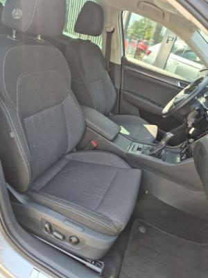 Pelēks Skoda SuperB 2023 Viļņa, ar dzinēja tilpumu 1.97 L un nobraukumu 222 tūkst. km par 15500 €, foto 13 vietnē AUTOMOTO.COM.LV