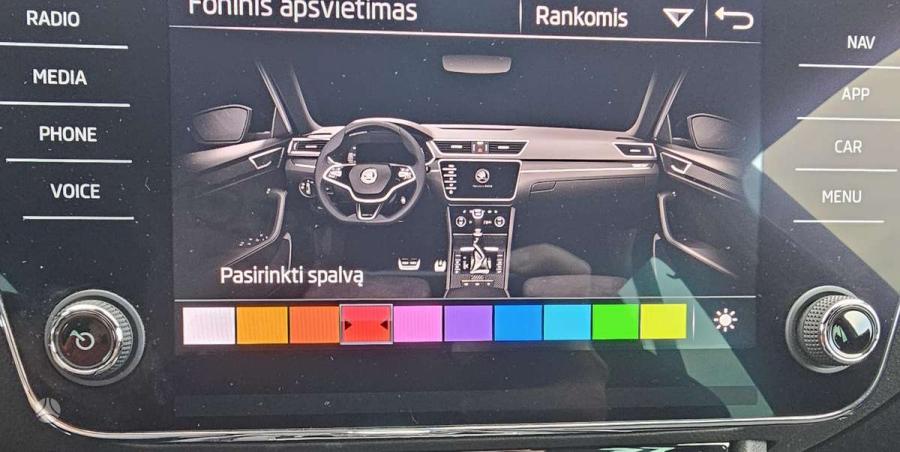 Pelēks Skoda SuperB 2023 Viļņa, ar dzinēja tilpumu 1.97 L un nobraukumu 222 tūkst. km par 15500 €, foto 21 vietnē AUTOMOTO.COM.LV