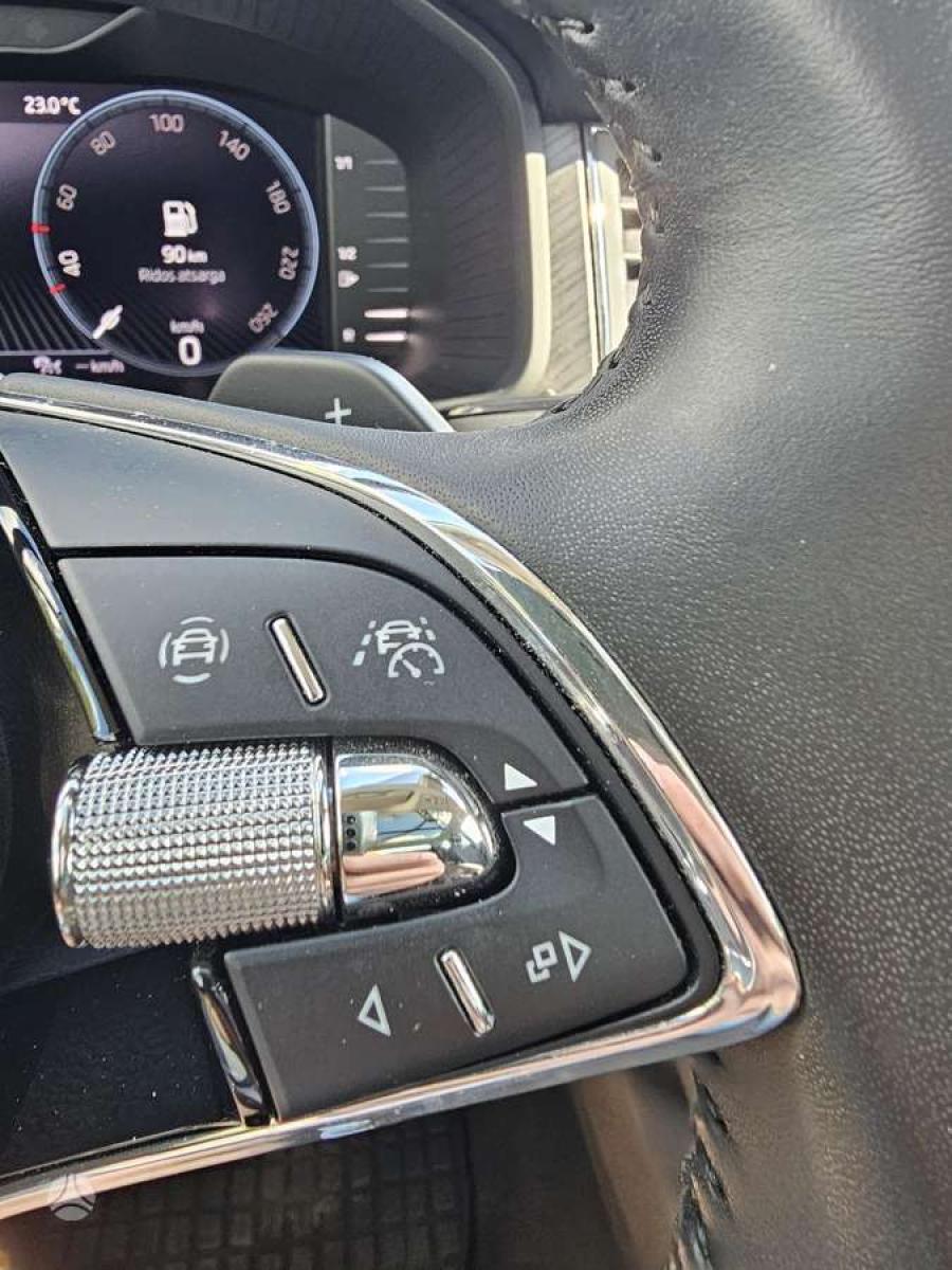 Pelēks Skoda SuperB 2023 Viļņa, ar dzinēja tilpumu 1.97 L un nobraukumu 222 tūkst. km par 15500 €, foto 25 vietnē AUTOMOTO.COM.LV