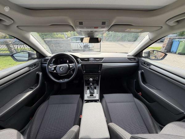 Pelēks Skoda SuperB 2023 Kauņa, ar dzinēja tilpumu 1.50 L un nobraukumu 170 tūkst. km par 18380 €, foto 8 vietnē AUTOMOTO.COM.LV