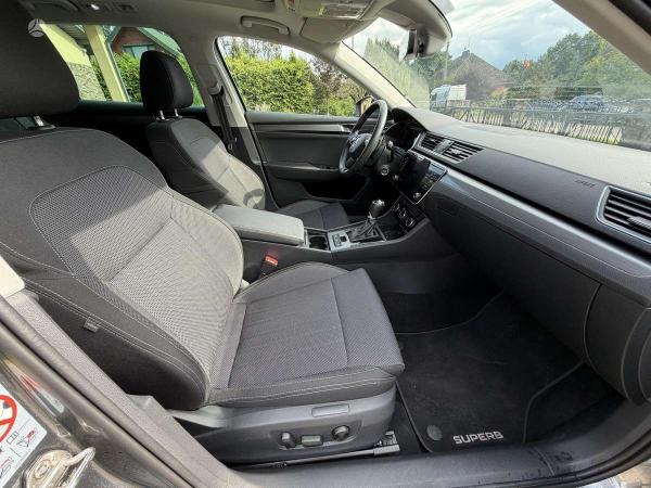 Pelēks Skoda SuperB 2023 Kauņa, ar dzinēja tilpumu 1.50 L un nobraukumu 170 tūkst. km par 18380 €, foto 10 vietnē AUTOMOTO.COM.LV