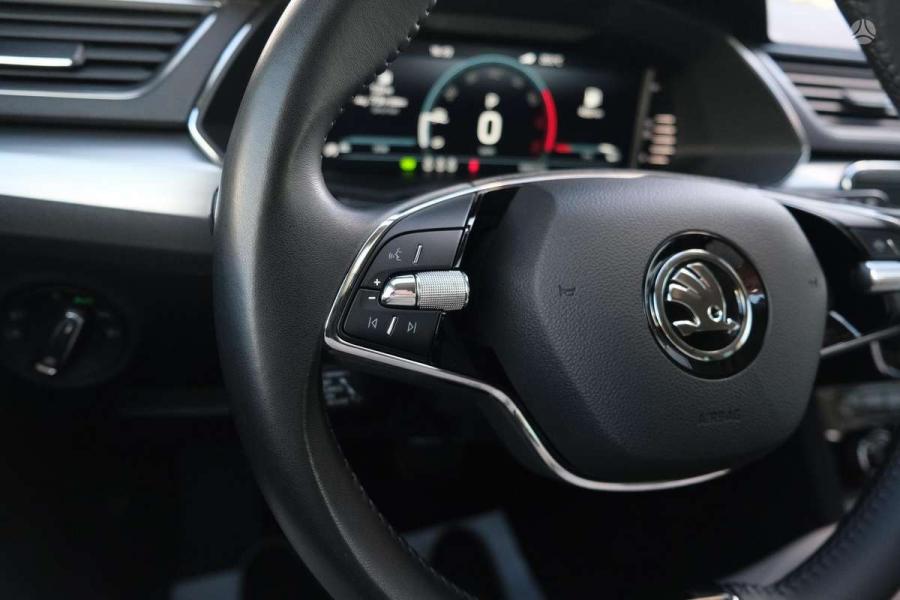 Grey Skoda SuperB 2023 in Vilnius, with an engine capacity of 1.50 L and mileage of 100 thousand km for 21950 €, photo 18 on AUTOMOTO.COM.LV