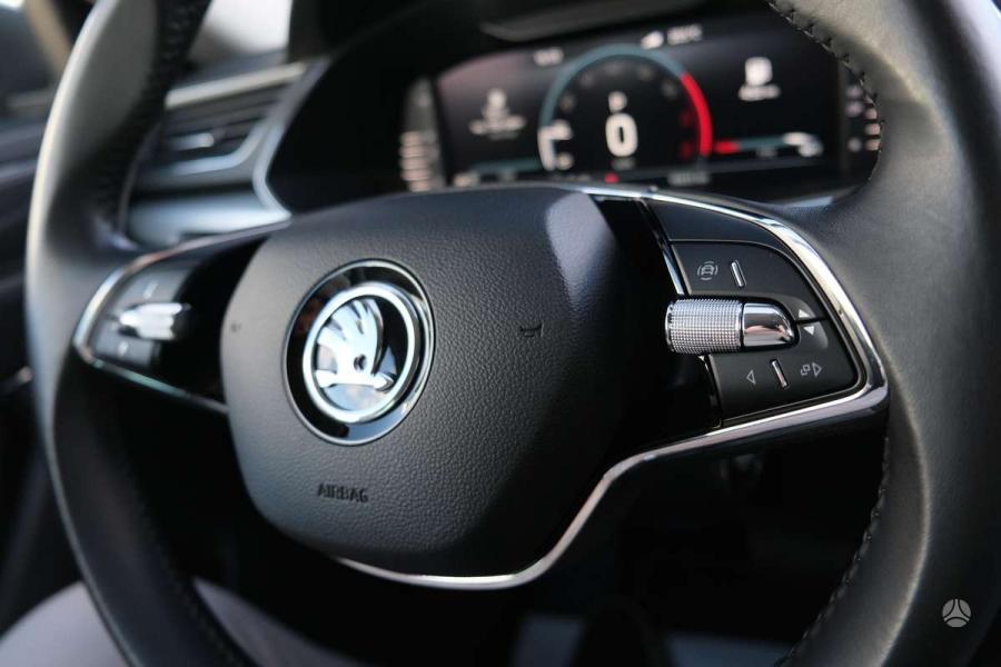Grey Skoda SuperB 2023 in Vilnius, with an engine capacity of 1.50 L and mileage of 100 thousand km for 21950 €, photo 19 on AUTOMOTO.COM.LV