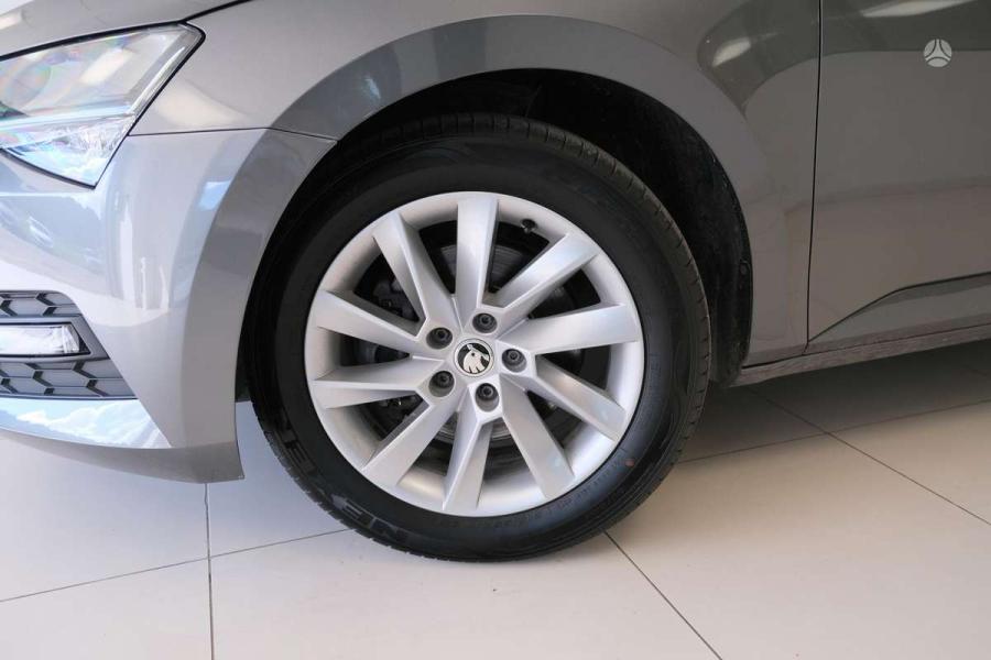 Grey Skoda SuperB 2023 in Vilnius, with an engine capacity of 1.50 L and mileage of 100 thousand km for 21950 €, photo 31 on AUTOMOTO.COM.LV