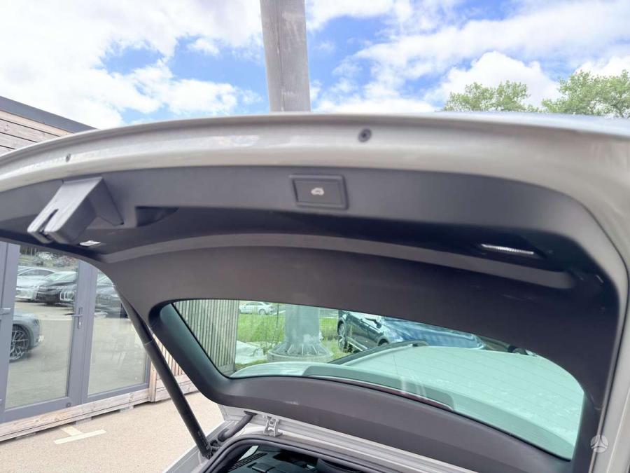 Grey Skoda SuperB 2023 in Vilnius, with an engine capacity of 1.97 L and mileage of 191 thousand km for 21500 €, photo 9 on AUTOMOTO.COM.LV