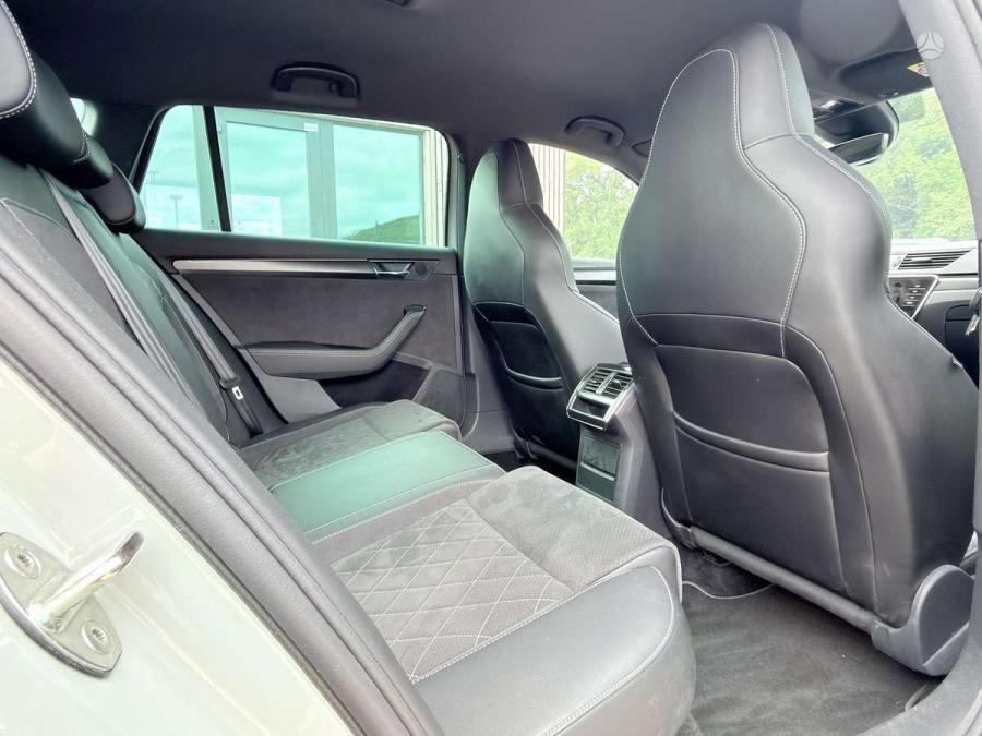 Grey Skoda SuperB 2023 in Vilnius, with an engine capacity of 1.97 L and mileage of 191 thousand km for 21500 €, photo 12 on AUTOMOTO.COM.LV