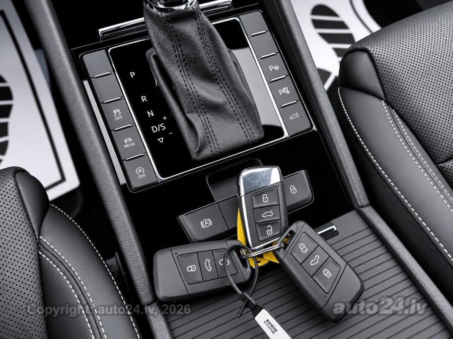 Grey Skoda SuperB 2023 in Parnu, with an engine capacity of 2.00 L and mileage of 142 thousand km for 26990 €, photo 24 on AUTOMOTO.COM.LV