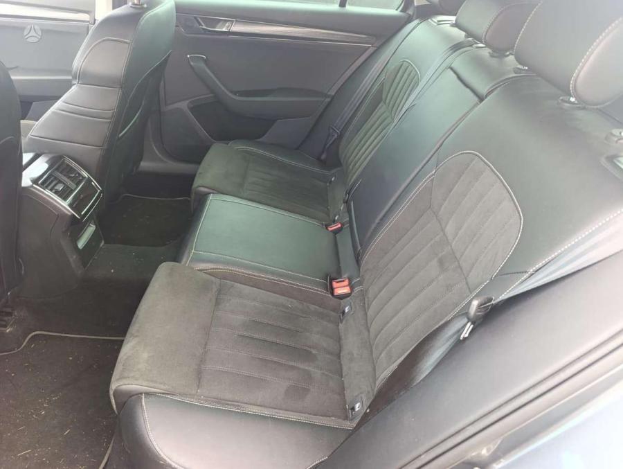Grey Skoda SuperB 2023 in Vilnius, with an engine capacity of 1.50 L and mileage of 122 thousand km for 21175 €, photo 7 on AUTOMOTO.COM.LV