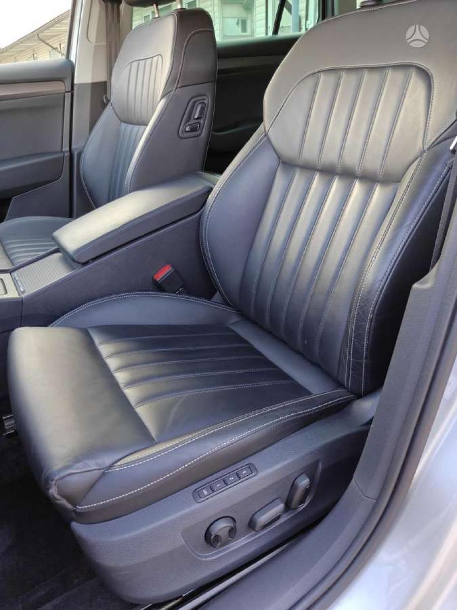 Pelēks Skoda SuperB 2023 Viļņa, ar dzinēja tilpumu 1.97 L un nobraukumu 167 tūkst. km par 21900 €, foto 12 vietnē AUTOMOTO.COM.LV