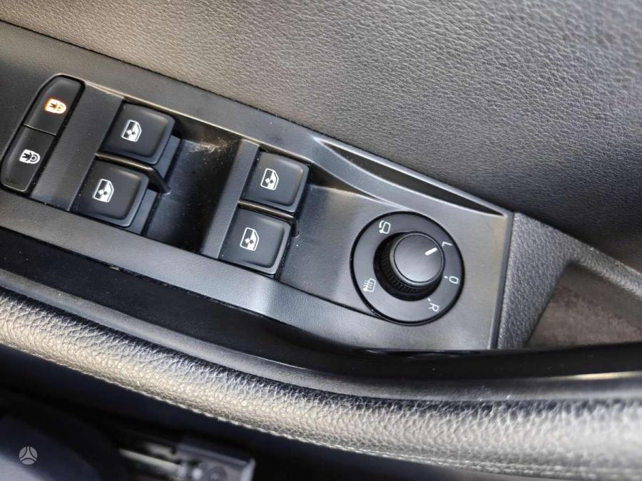 Pelēks Skoda SuperB 2023 Viļņa, ar dzinēja tilpumu 1.97 L un nobraukumu 167 tūkst. km par 21900 €, foto 17 vietnē AUTOMOTO.COM.LV
