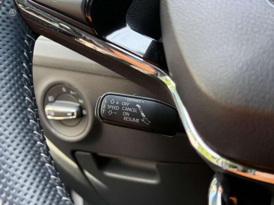 Pelēks Skoda SuperB 2023 Prienai, ar dzinēja tilpumu 1.50 L un nobraukumu 57 tūkst. km par 24200 €, foto 31 vietnē AUTOMOTO.COM.LV