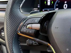 Pelēks Skoda SuperB 2023 Prienai, ar dzinēja tilpumu 1.50 L un nobraukumu 57 tūkst. km par 24200 €, foto 32 vietnē AUTOMOTO.COM.LV