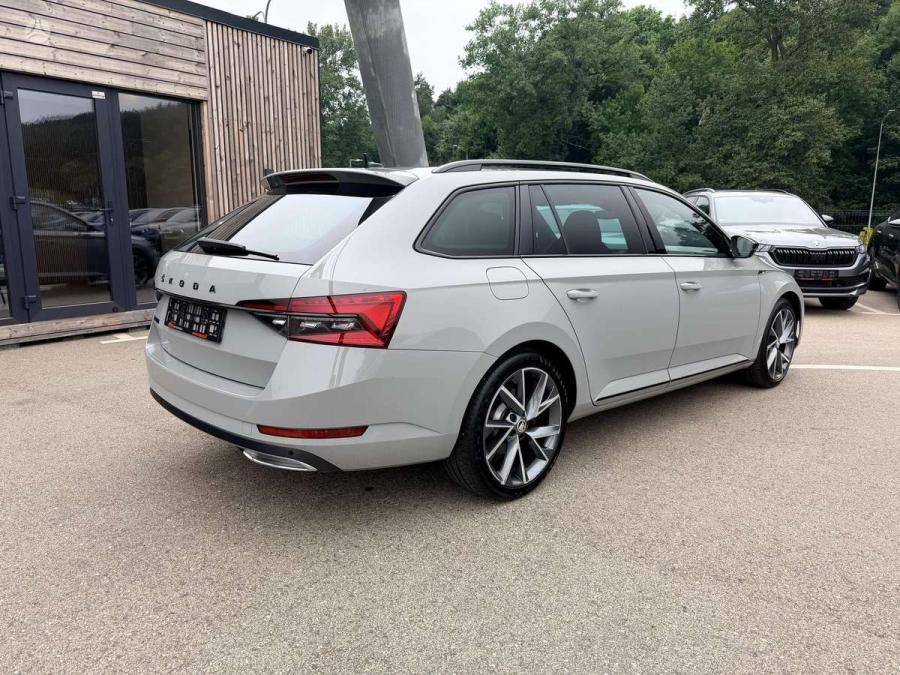 Grey Skoda SuperB 2023 in Vilnius, with an engine capacity of 1.97 L and mileage of 191 thousand km for 20900 €, photo 5 on AUTOMOTO.COM.LV