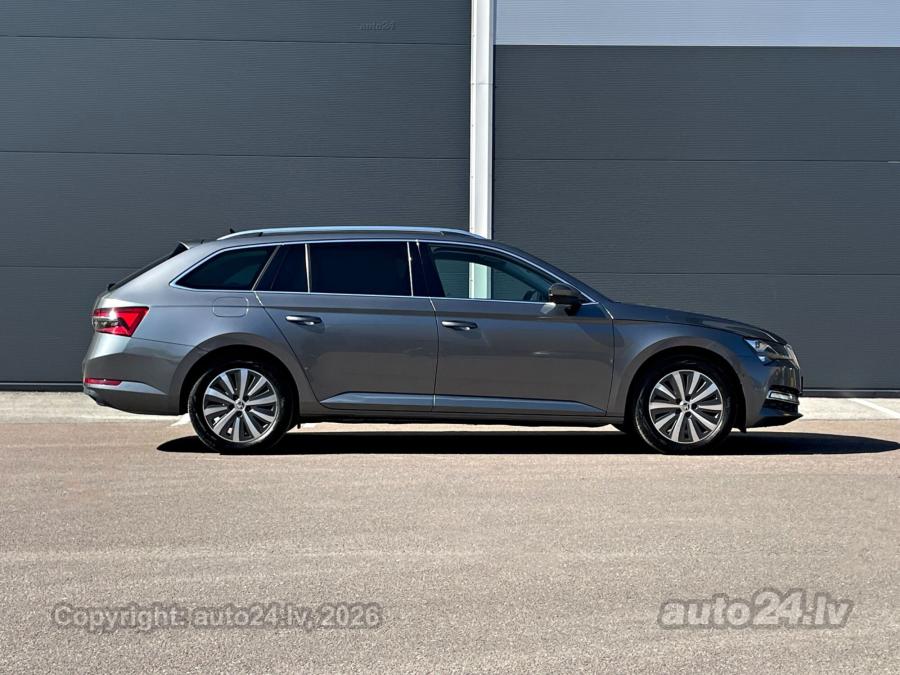 Pelēks Skoda SuperB 2023 Tallina, ar dzinēja tilpumu 2.00 L un nobraukumu 180 tūkst. km par 19900 €, foto 5 vietnē AUTOMOTO.COM.LV