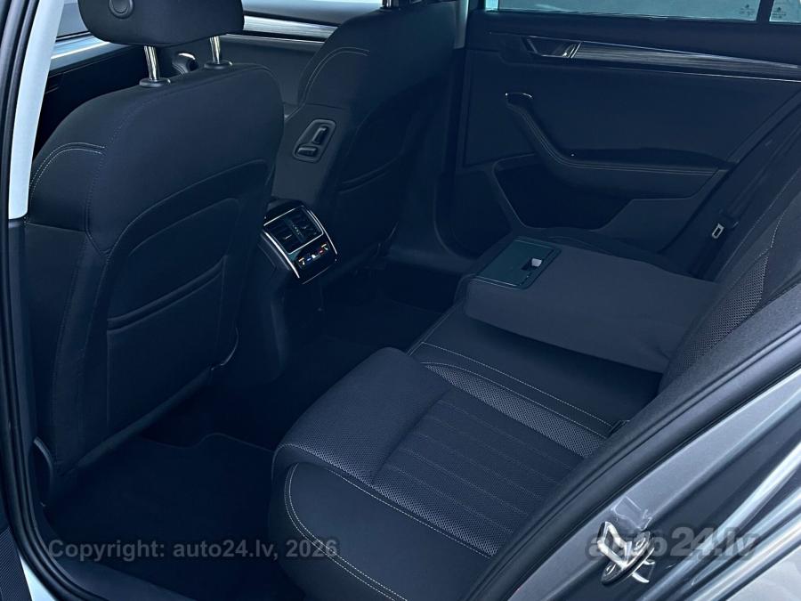 Pelēks Skoda SuperB 2023 Tallina, ar dzinēja tilpumu 2.00 L un nobraukumu 180 tūkst. km par 19900 €, foto 22 vietnē AUTOMOTO.COM.LV