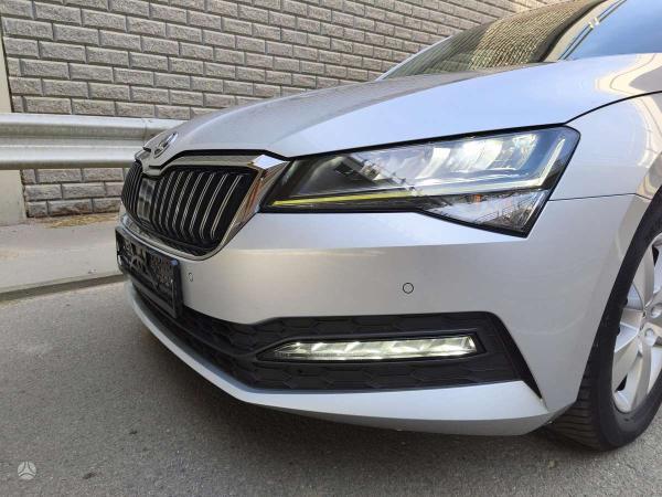 Grey Skoda SuperB 2023 in Kalvarija, with an engine capacity of 1.50 L and mileage of 127 thousand km for 18138 €, photo 5 on AUTOMOTO.COM.LV
