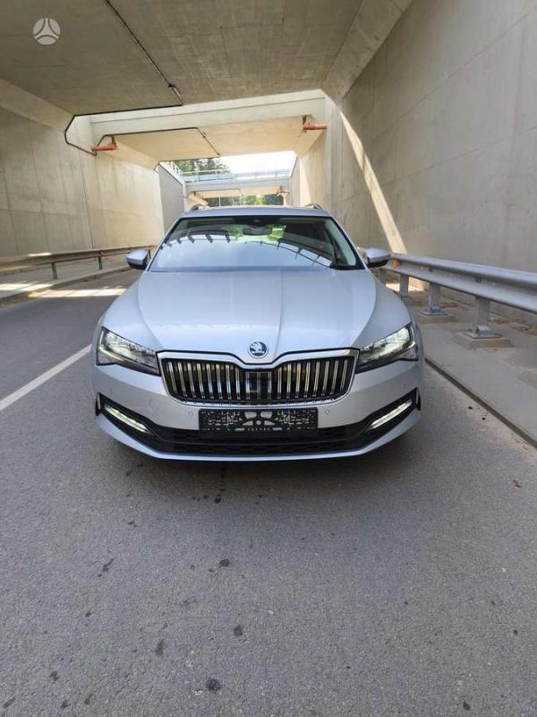 Grey Skoda SuperB 2023 in Kalvarija, with an engine capacity of 1.50 L and mileage of 127 thousand km for 18138 €, photo 6 on AUTOMOTO.COM.LV