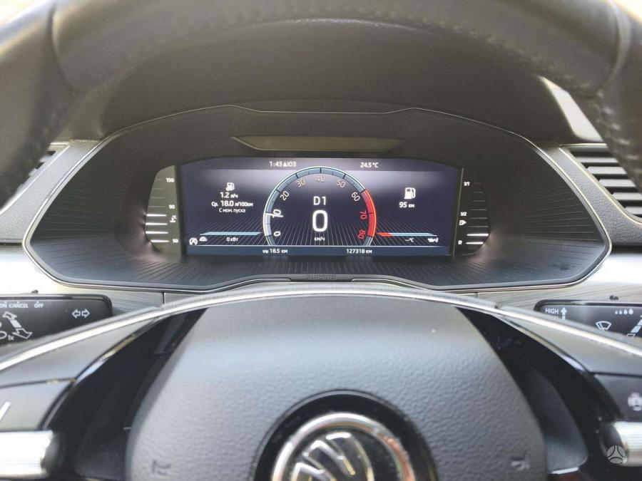 Grey Skoda SuperB 2023 in Kalvarija, with an engine capacity of 1.50 L and mileage of 127 thousand km for 18138 €, photo 19 on AUTOMOTO.COM.LV