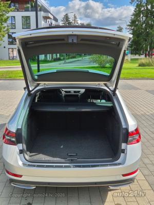 Pelēks Skoda SuperB 2023 Tallina, ar dzinēja tilpumu 2.00 L un nobraukumu 42 tūkst. km par 31900 €, foto 9 vietnē AUTOMOTO.COM.LV