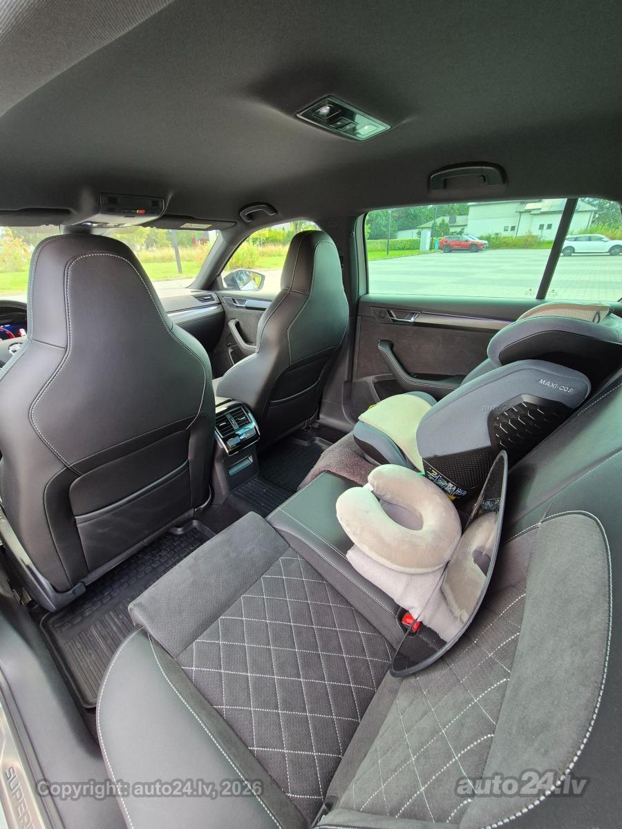 Pelēks Skoda SuperB 2023 Tallina, ar dzinēja tilpumu 2.00 L un nobraukumu 42 tūkst. km par 31900 €, foto 20 vietnē AUTOMOTO.COM.LV