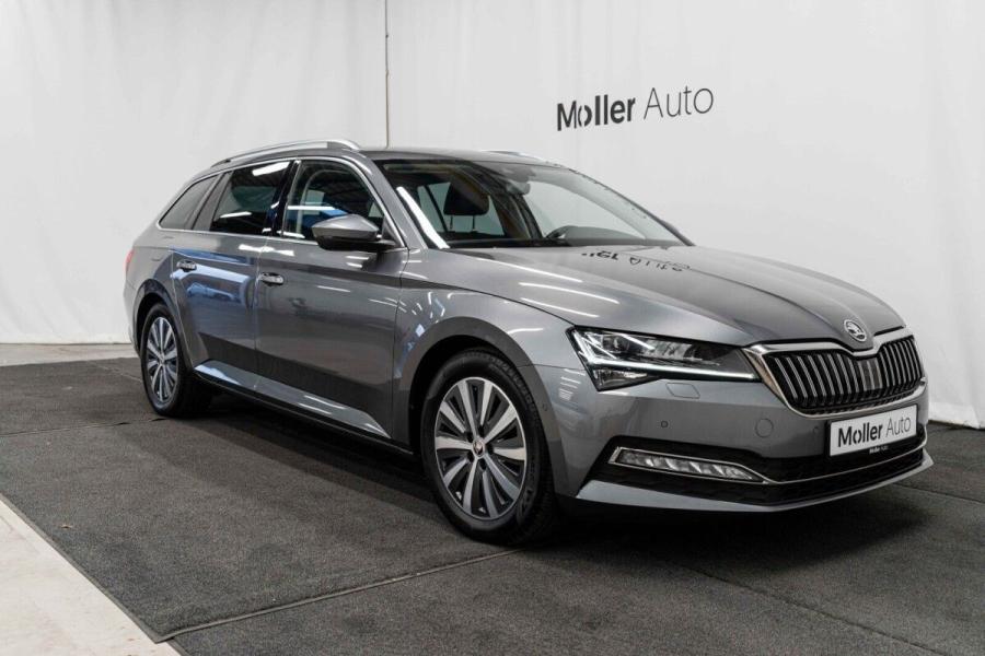 Pelēks Skoda SuperB 2023 Tallina, ar dzinēja tilpumu 2.00 L un nobraukumu 127 tūkst. km par 24900 €, foto 7 vietnē AUTOMOTO.COM.LV