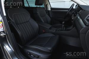 Grey Skoda SuperB 2023 in Ventspils, with an engine capacity of 2.00 L and mileage of 209 thousand km for 18350 €, photo 16 on AUTOMOTO.COM.LV