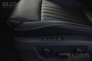 Grey Skoda SuperB 2023 in Ventspils, with an engine capacity of 2.00 L and mileage of 209 thousand km for 18350 €, photo 33 on AUTOMOTO.COM.LV