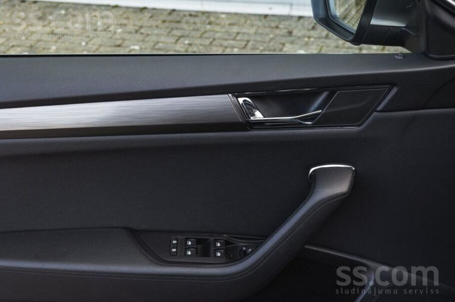 Grey Skoda SuperB 2023 in Ventspils, with an engine capacity of 2.00 L and mileage of 209 thousand km for 18350 €, photo 35 on AUTOMOTO.COM.LV