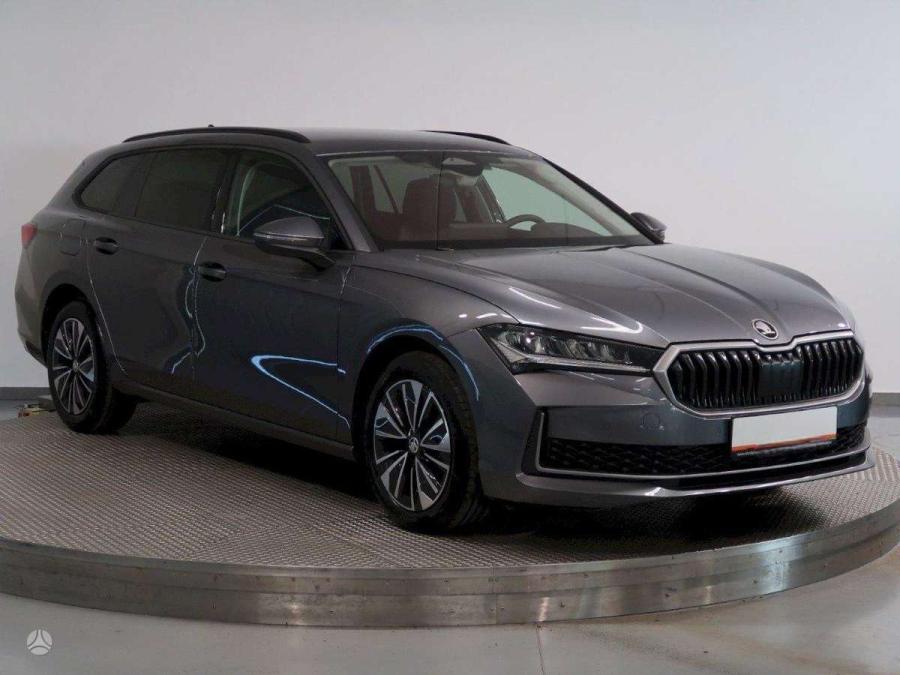 Pelēks Skoda SuperB 2024 Viļņa, ar dzinēja tilpumu 1.97 L un nobraukumu 25 tūkst. km par 38990 €, foto 5 vietnē AUTOMOTO.COM.LV