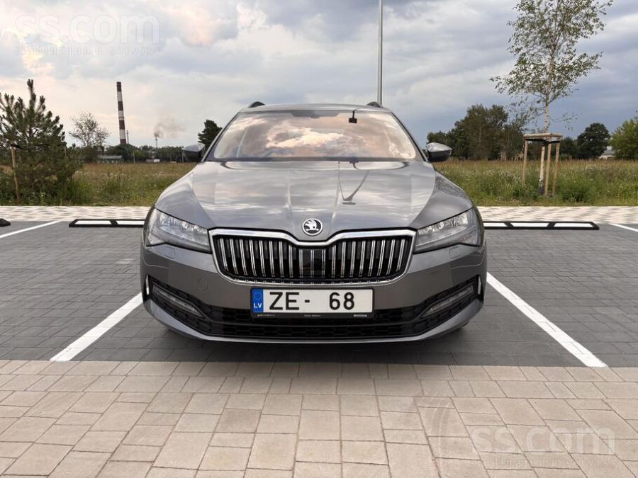 Grey Skoda SuperB 2024 in Riga, with an engine capacity of 1.50 L and mileage of 38 thousand km for 27500 €, photo 6 on AUTOMOTO.COM.LV