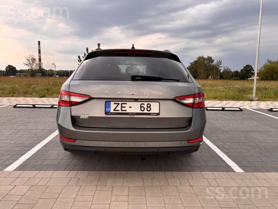 Grey Skoda SuperB 2024 in Riga, with an engine capacity of 1.50 L and mileage of 38 thousand km for 27500 €, photo 8 on AUTOMOTO.COM.LV
