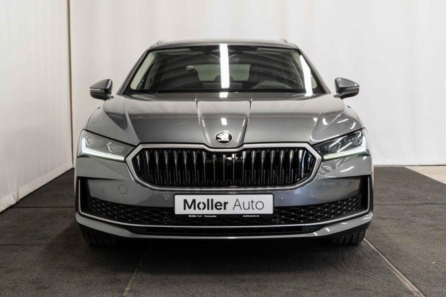 Grey Skoda SuperB 2024 in Tallinn, with an engine capacity of 2.00 L and mileage of 90 thousand km for 36900 €, photo 3 on AUTOMOTO.COM.LV