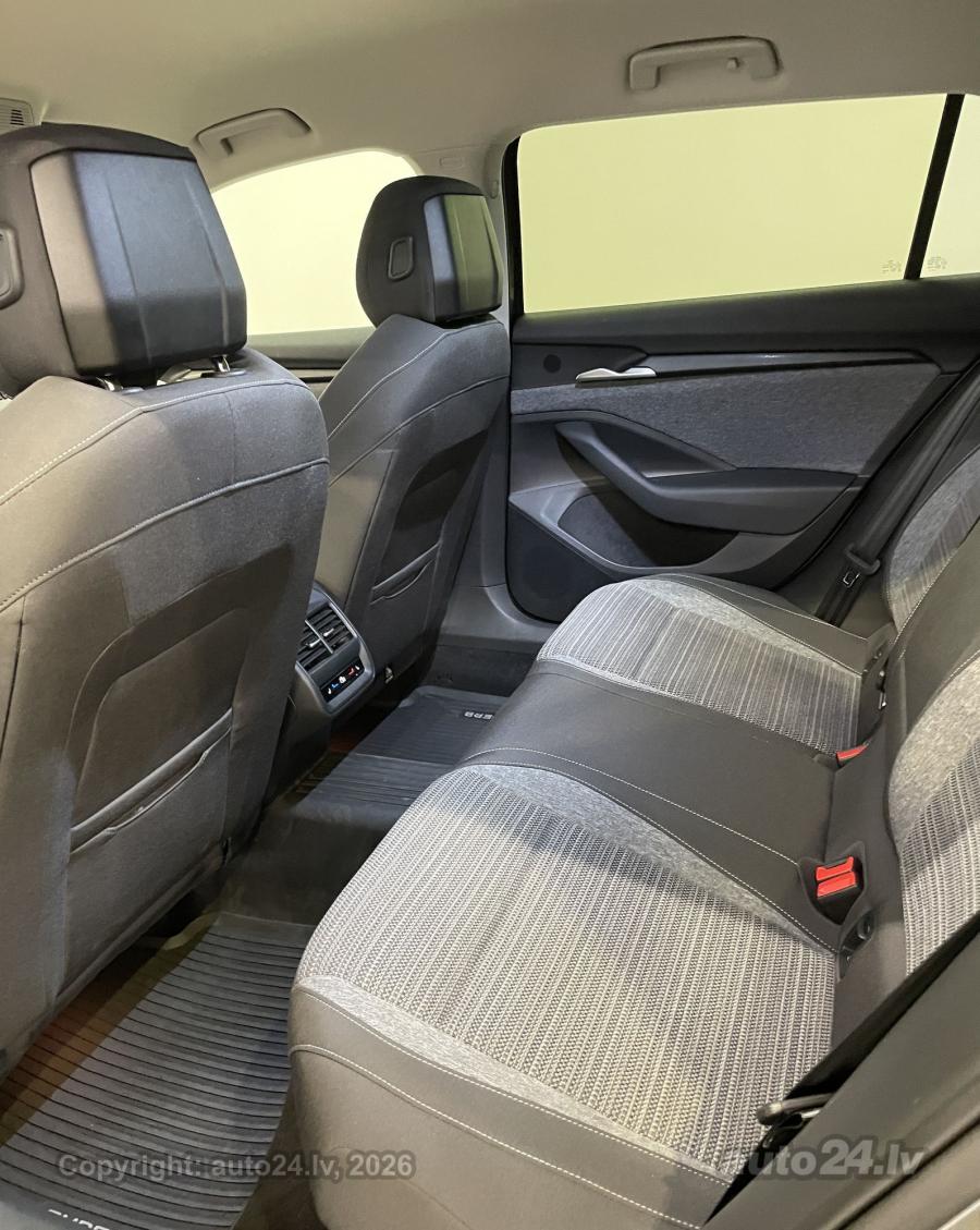 Pelēks Skoda SuperB 2024 Tallina, ar dzinēja tilpumu 1.50 L un nobraukumu 33 tūkst. km par 31990 €, foto 10 vietnē AUTOMOTO.COM.LV