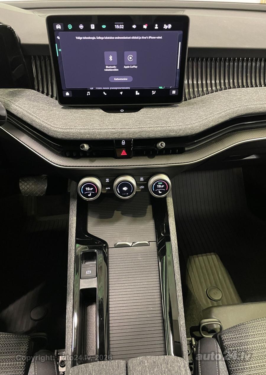 Pelēks Skoda SuperB 2024 Tallina, ar dzinēja tilpumu 1.50 L un nobraukumu 33 tūkst. km par 31990 €, foto 21 vietnē AUTOMOTO.COM.LV