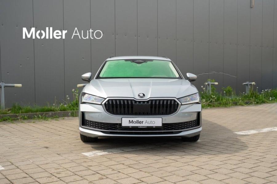 Grey Skoda SuperB 2025 in Vilnius, with an engine capacity of 1.50 L and mileage of 29 thousand km for 36500 €, photo 7 on AUTOMOTO.COM.LV