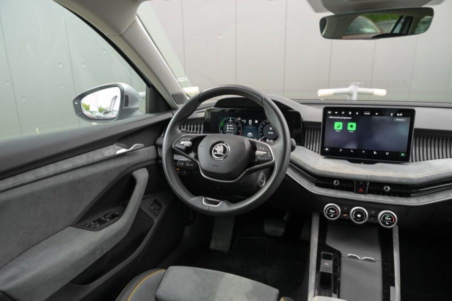 Grey Skoda SuperB 2025 in Vilnius, with an engine capacity of 1.50 L and mileage of 29 thousand km for 36500 €, photo 14 on AUTOMOTO.COM.LV