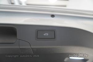 Pelēks Skoda SuperB 2025 Tallina, ar dzinēja tilpumu 1.50 L un nobraukumu 9 tūkst. km par 39900 €, foto 9 vietnē AUTOMOTO.COM.LV