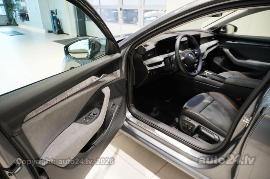 Pelēks Skoda SuperB 2025 Tallina, ar dzinēja tilpumu 2.00 L un nobraukumu 13 tūkst. km par 44800 €, foto 12 vietnē AUTOMOTO.COM.LV