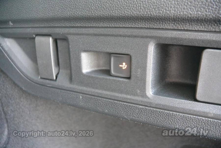 Grey Skoda SuperB 2025 in Tartu, with an engine capacity of 1.50 L and mileage of 62 thousand km for 36900 €, photo 7 on AUTOMOTO.COM.LV