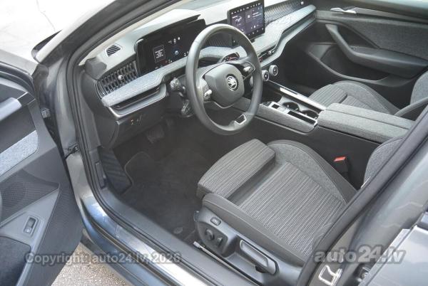 Grey Skoda SuperB 2025 in Tartu, with an engine capacity of 1.50 L and mileage of 62 thousand km for 36900 €, photo 8 on AUTOMOTO.COM.LV