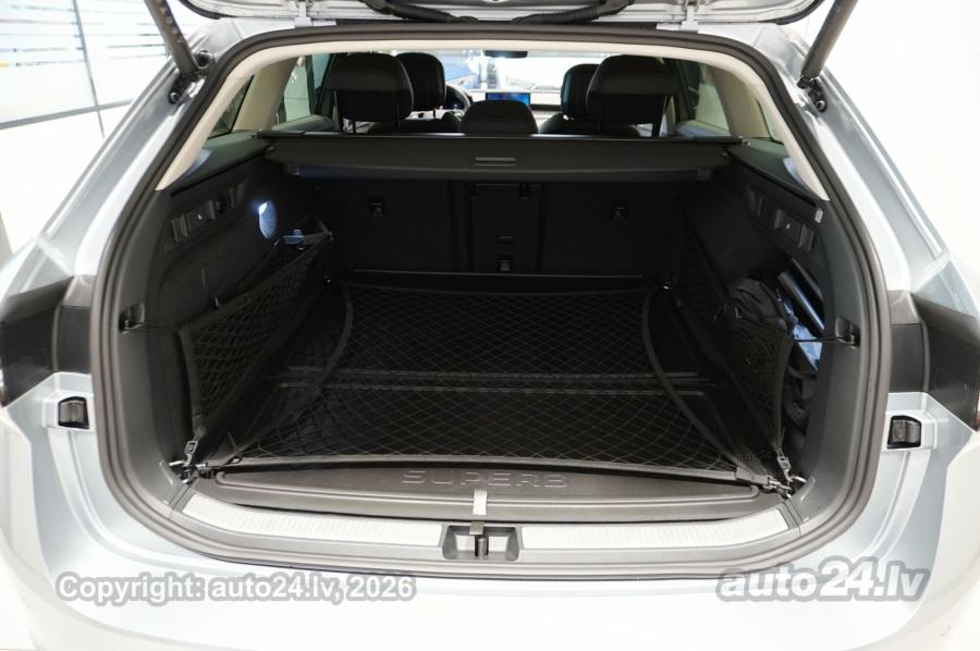 Pelēks Skoda SuperB 2026 Tallina, ar dzinēja tilpumu 1.50 L un nobraukumu 2 tūkst. km par 45900 €, foto 8 vietnē AUTOMOTO.COM.LV