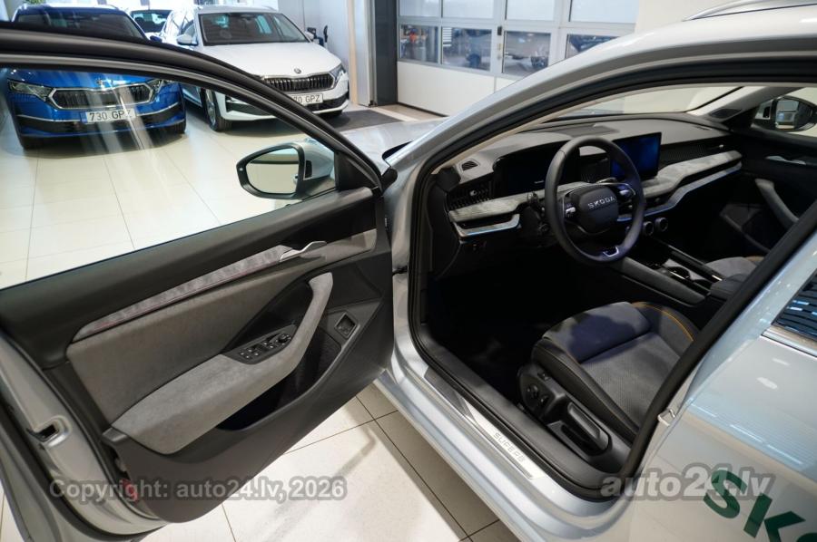 Pelēks Skoda SuperB 2026 Tallina, ar dzinēja tilpumu 1.50 L un nobraukumu 2 tūkst. km par 45900 €, foto 13 vietnē AUTOMOTO.COM.LV