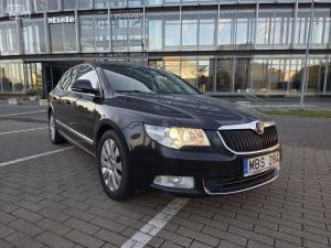 Skoda SuperB 2008 Viļņa, ar dzinēja tilpumu 2.00 L un nobraukumu 404 tūkst. km par 2300 €, foto  vietnē AUTOMOTO.COM.LV