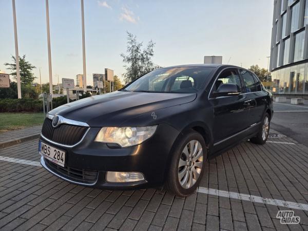 Skoda SuperB 2008 Viļņa, ar dzinēja tilpumu 2.00 L un nobraukumu 404 tūkst. km par 2300 €, foto 4 vietnē AUTOMOTO.COM.LV