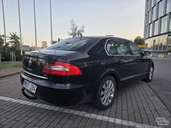 Skoda SuperB 2008 Viļņa, ar dzinēja tilpumu 2.00 L un nobraukumu 404 tūkst. km par 2300 €, foto 6 vietnē AUTOMOTO.COM.LV