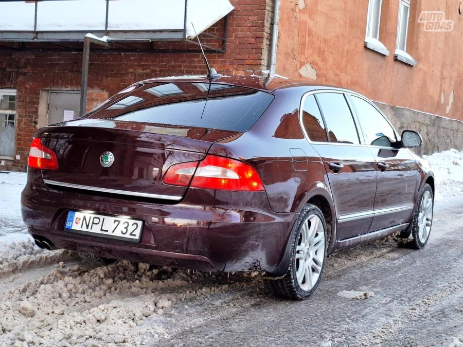 Skoda SuperB 2009 Telšiai, ar dzinēja tilpumu 2.00 L un nobraukumu 11 tūkst. km par 3850 €, foto 4 vietnē AUTOMOTO.COM.LV